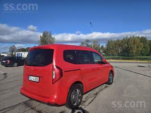 Красный Мерседес Ситан 2023 в Рига, объемом двигателя 1.50 л и пробегом 325 тыс. км за 15900 €, фото 5 на AUTOMOTO.COM.LV