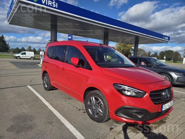 Красный Мерседес Ситан 2023 в Рига, объемом двигателя 1.50 л и пробегом 325 тыс. км за 15900 €, фото 8 на AUTOMOTO.COM.LV