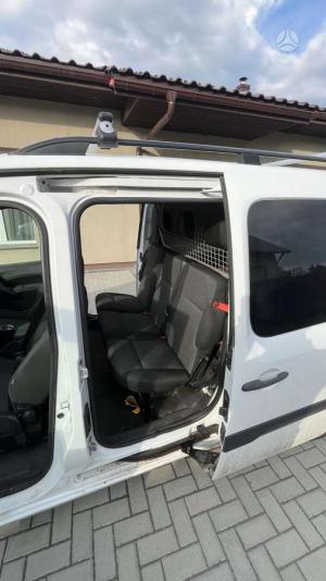 Balts Mercedes-Benz Citan 2014 Panevēža, ar dzinēja tilpumu 1.50 L un nobraukumu 302 tūkst. km par 3975 €, foto 9 vietnē AUTOMOTO.COM.LV