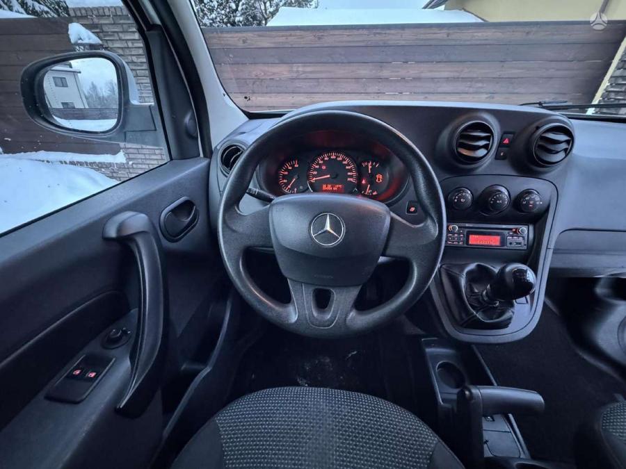 White Mercedes-Benz Citan 2015 in Vilnius, with an engine capacity of 1.46 L and mileage of 334 thousand km for 5750 €, photo 12 on AUTOMOTO.COM.LV