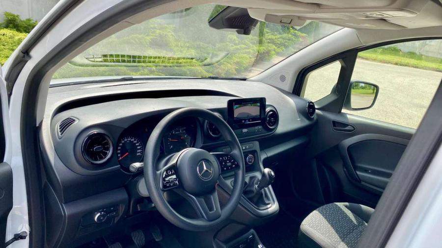 Balts Mercedes-Benz Citan 2022 Marijampole, ar dzinēja tilpumu 1.46 L un nobraukumu 39 tūkst. km par 13600 €, foto 13 vietnē AUTOMOTO.COM.LV