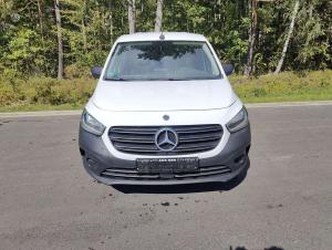 White Mercedes-Benz Citan 2022 in Kaunas, with an engine capacity of 1.50 L and mileage of 85 thousand km for 13900 €, photo 3 on AUTOMOTO.COM.LV