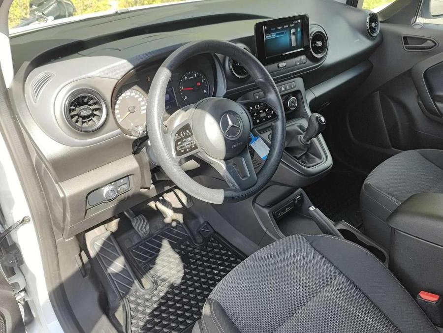 White Mercedes-Benz Citan 2022 in Kaunas, with an engine capacity of 1.50 L and mileage of 85 thousand km for 13900 €, photo 9 on AUTOMOTO.COM.LV