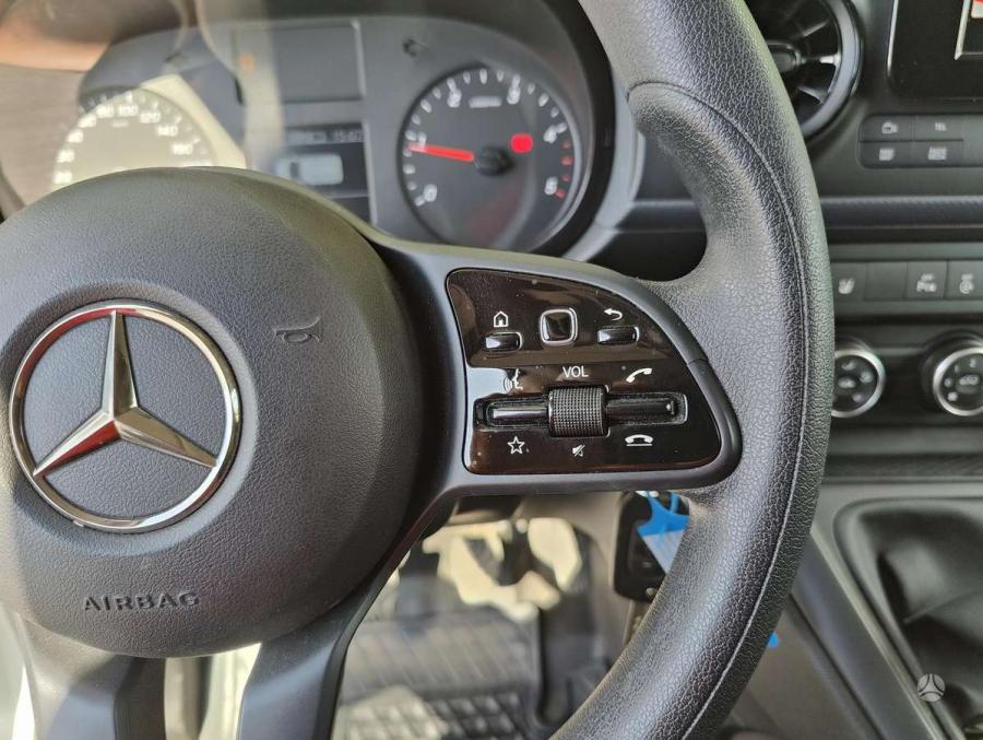 White Mercedes-Benz Citan 2022 in Kaunas, with an engine capacity of 1.50 L and mileage of 85 thousand km for 13900 €, photo 13 on AUTOMOTO.COM.LV
