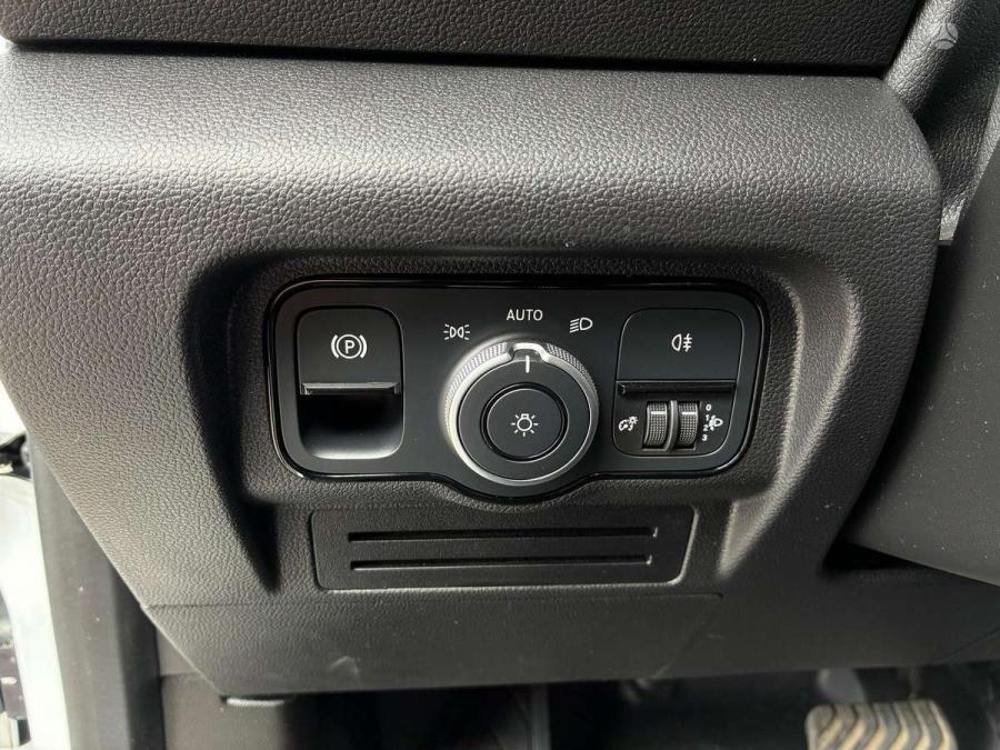 White Mercedes-Benz Citan 2023 in Kaunas, with an engine capacity of 1.33 L and mileage of 95 thousand km for 16999 €, photo 11 on AUTOMOTO.COM.LV
