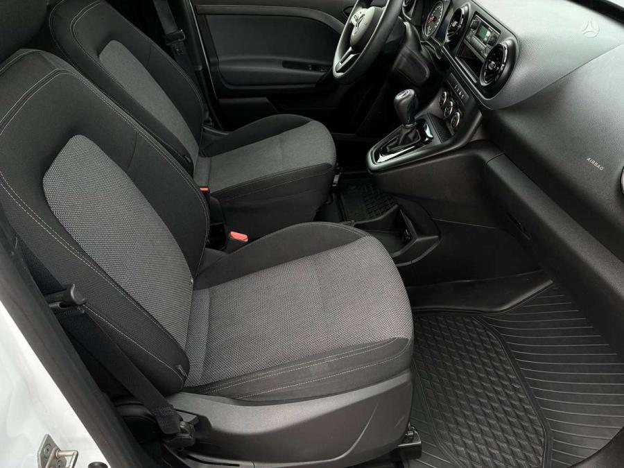 White Mercedes-Benz Citan 2023 in Kaunas, with an engine capacity of 1.33 L and mileage of 95 thousand km for 16999 €, photo 16 on AUTOMOTO.COM.LV