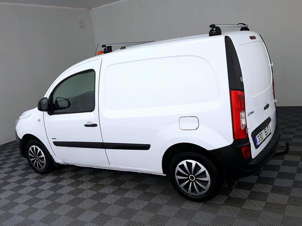 White Mercedes-Benz Citan 2013 in Tallinn, with an engine capacity of 1.50 L and mileage of 279 thousand km for 2499 €, photo 5 on AUTOMOTO.COM.LV