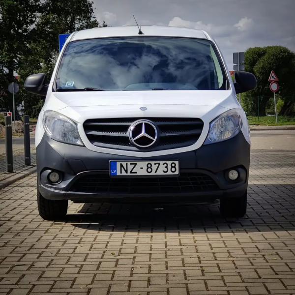 White Mercedes-Benz Citan 2016 in Riga, with an engine capacity of 1.50 L and mileage of 249 thousand km for 4450 €, photo 2 on AUTOMOTO.COM.LV