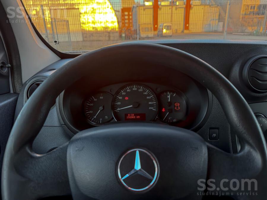 White Mercedes-Benz Citan 2015 in Jelgava, with an engine capacity of 1.50 L and mileage of 193 thousand km for 3995 €, photo 12 on AUTOMOTO.COM.LV