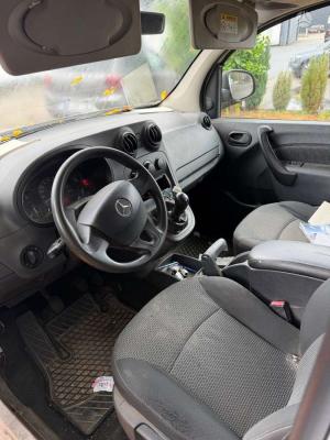 White Mercedes-Benz Citan 2015 in Jurbarkas, with an engine capacity of 1.46 L and mileage of 220 thousand km for 3399 €, photo 10 on AUTOMOTO.COM.LV