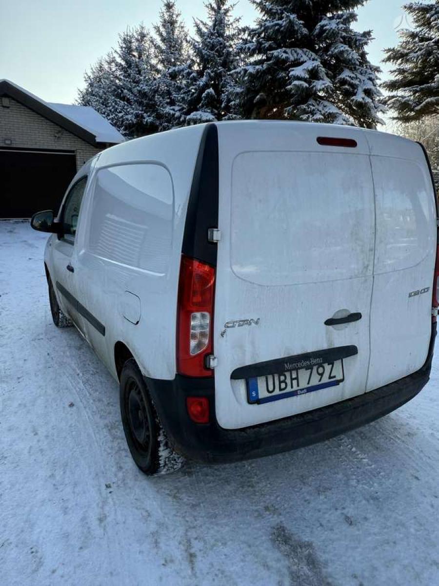 White Mercedes-Benz Citan 2021 in Kaunas, with an engine capacity of 1.50 L and mileage of 171 thousand km for 5500 €, photo 5 on AUTOMOTO.COM.LV