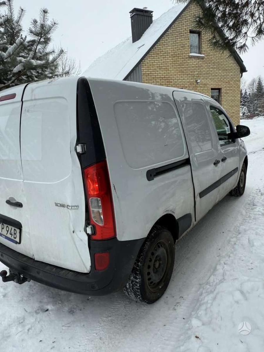 White Mercedes-Benz Citan 2021 in Kaunas, with an engine capacity of 1.50 L and mileage of 147 thousand km for 6000 €, photo 4 on AUTOMOTO.COM.LV