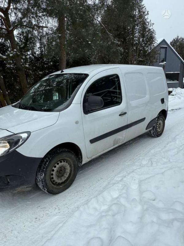 White Mercedes-Benz Citan 2021 in Kaunas, with an engine capacity of 1.50 L and mileage of 147 thousand km for 6000 €, photo 7 on AUTOMOTO.COM.LV