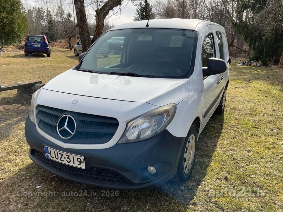 White Mercedes-Benz Citan 2013 in Kilingi-Nomme, with an engine capacity of 1.46 L and mileage of 274 thousand km for 4200 €, photo 2 on AUTOMOTO.COM.LV