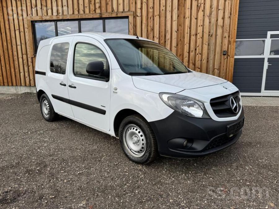 Balts Mercedes-Benz Citan 2014 Aizkraukle, ar dzinēja tilpumu 1.50 L un nobraukumu 290 tūkst. km par 4350 €, foto 1 vietnē AUTOMOTO.COM.LV