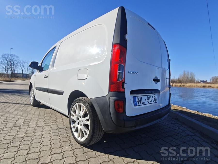 White Mercedes-Benz Citan 2014 in Liepaja, with an engine capacity of 1.50 L and mileage of 217 thousand km for 4590 €, photo 7 on AUTOMOTO.COM.LV