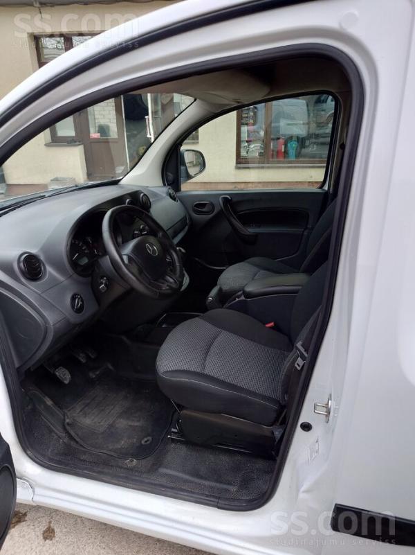 Balts Mercedes-Benz Citan 2014 Liepāja, ar dzinēja tilpumu 1.50 L un nobraukumu 217 tūkst. km par 4590 €, foto 10 vietnē AUTOMOTO.COM.LV
