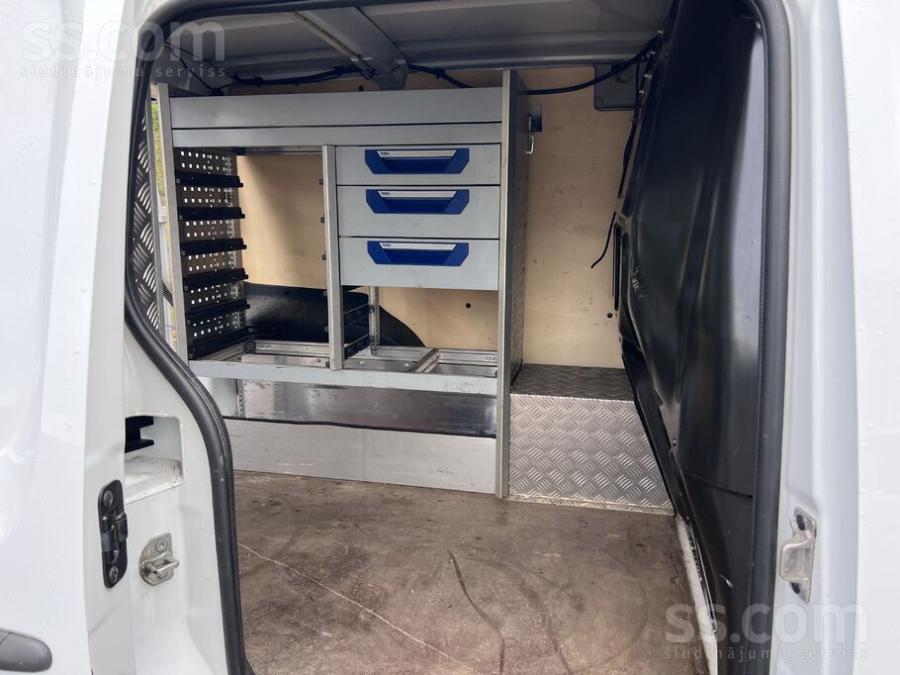 White Mercedes-Benz Citan 2017 in Limbazi, with an engine capacity of 1.50 L and mileage of 242 thousand km for 5950 €, photo 9 on AUTOMOTO.COM.LV