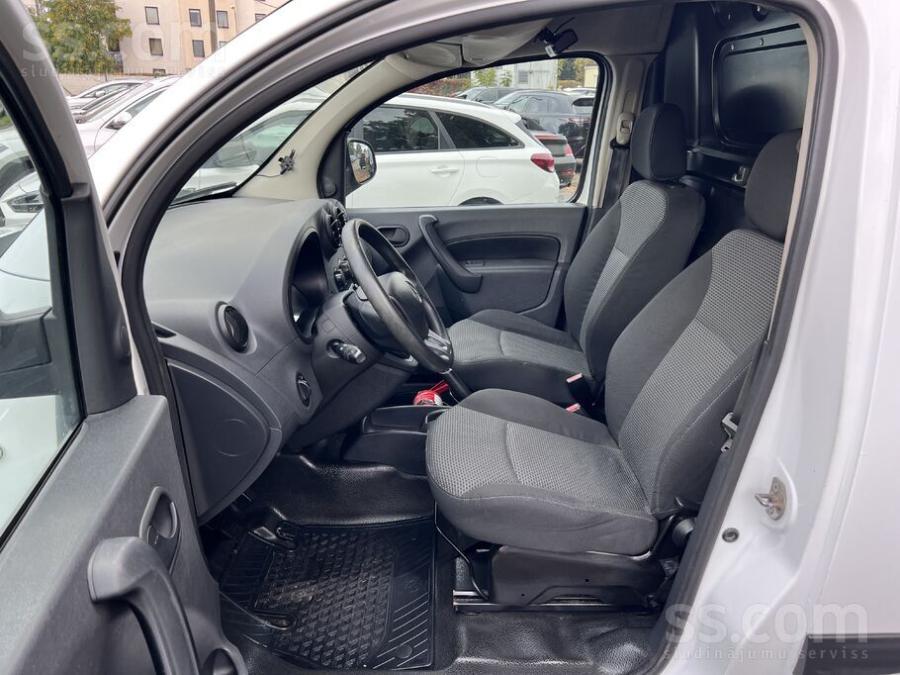 White Mercedes-Benz Citan 2017 in Limbazi, with an engine capacity of 1.50 L and mileage of 242 thousand km for 5950 €, photo 10 on AUTOMOTO.COM.LV