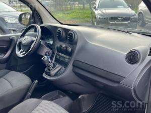 White Mercedes-Benz Citan 2017 in Limbazi, with an engine capacity of 1.50 L and mileage of 242 thousand km for 5950 €, photo 13 on AUTOMOTO.COM.LV