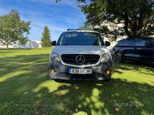 White Mercedes-Benz Citan 2019 in Tallinn, with an engine capacity of 1.50 L and mileage of 138 thousand km for 9500 €, photo 3 on AUTOMOTO.COM.LV