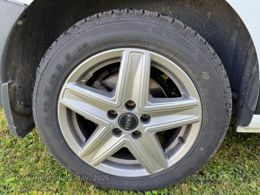 White Mercedes-Benz Citan 2019 in Tallinn, with an engine capacity of 1.50 L and mileage of 138 thousand km for 9500 €, photo 9 on AUTOMOTO.COM.LV