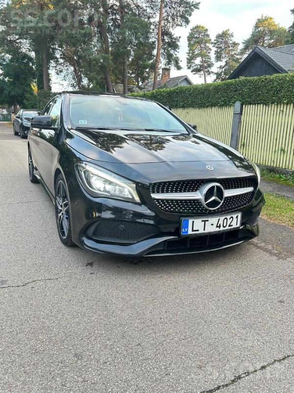 Black Mercedes-Benz CL 180 2018 in Riga, with an engine capacity of 1.60 L and mileage of 166 thousand km for 17500 €, photo 3 on AUTOMOTO.COM.LV