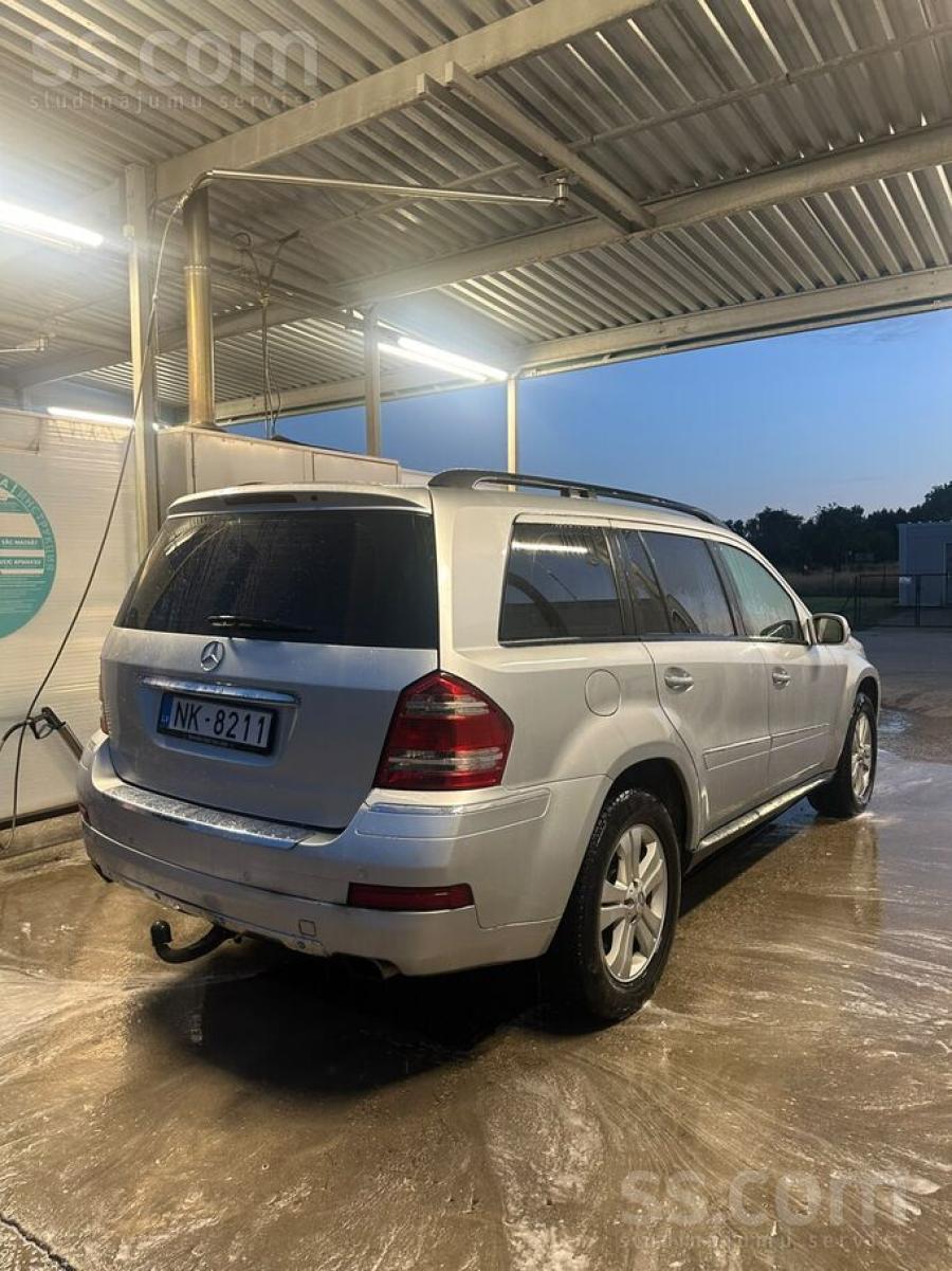 Pelēks Mercedes-Benz cl-420 2007 Jelgava, ar dzinēja tilpumu 4.00 L un nobraukumu 363 tūkst. km par 5900 €, foto 5 vietnē AUTOMOTO.COM.LV