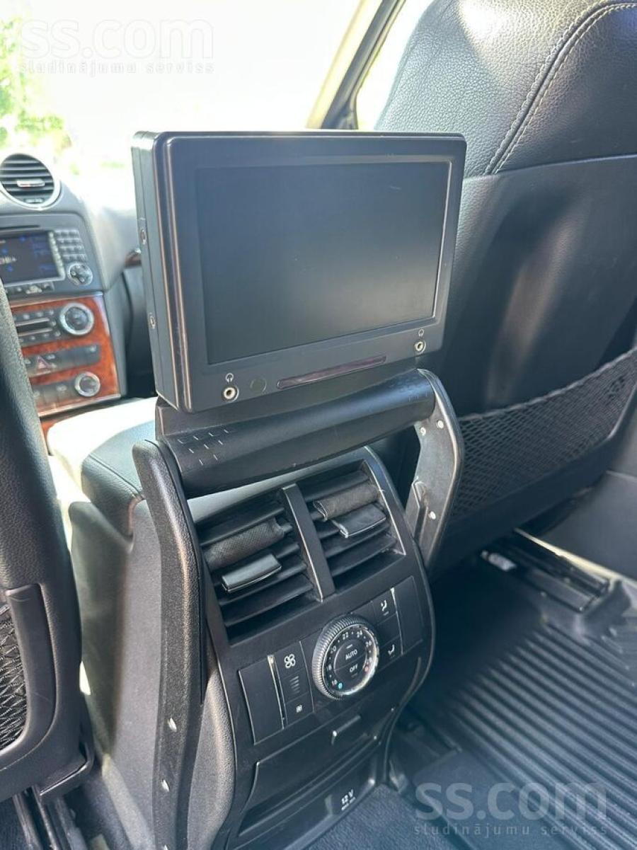 Pelēks Mercedes-Benz cl-420 2007 Jelgava, ar dzinēja tilpumu 4.00 L un nobraukumu 363 tūkst. km par 5900 €, foto 8 vietnē AUTOMOTO.COM.LV