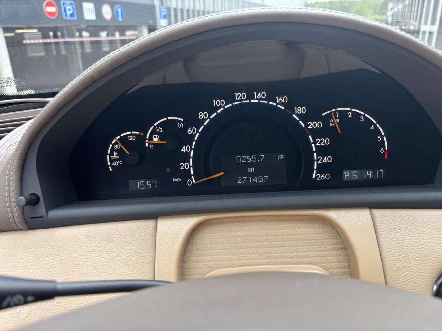 Melns Mercedes-Benz cl-500 2002 Viļņa, ar dzinēja tilpumu 5.00 L un nobraukumu 272 tūkst. km par 7000 €, foto 15 vietnē AUTOMOTO.COM.LV