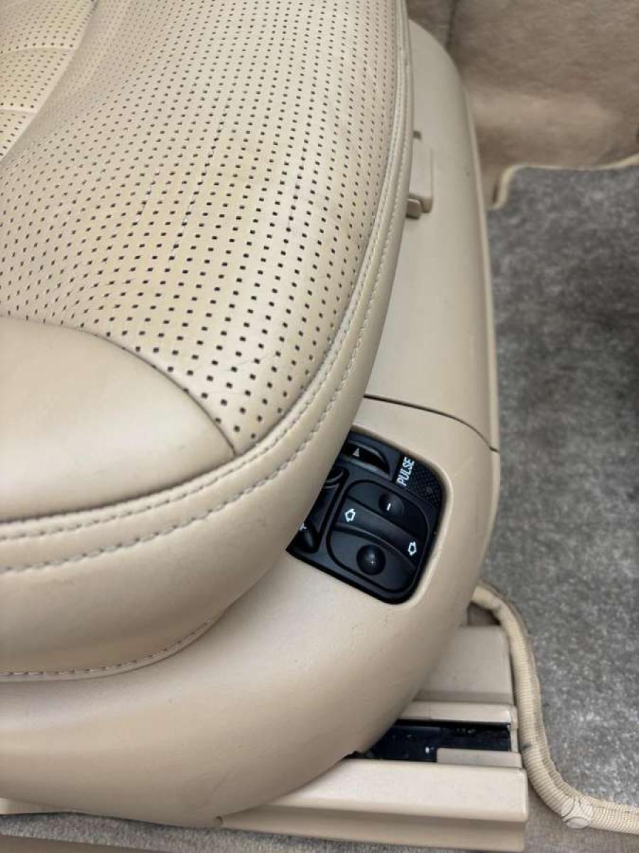 Melns Mercedes-Benz cl-500 2002 Viļņa, ar dzinēja tilpumu 5.00 L un nobraukumu 272 tūkst. km par 7000 €, foto 17 vietnē AUTOMOTO.COM.LV