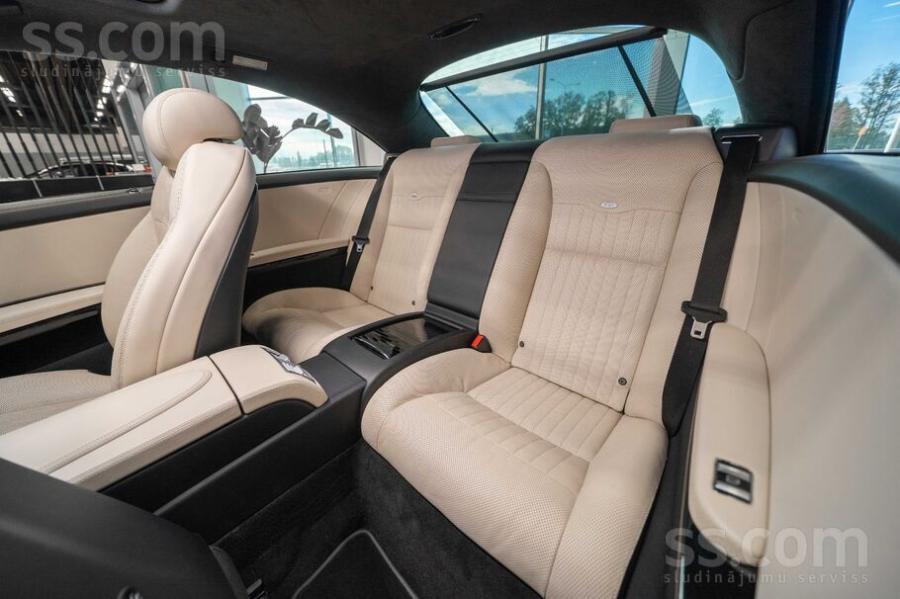 Черный Мерседес ЦЛ 500 2006 в Рига, объемом двигателя 5.50 л и пробегом 133 тыс. км за 18500 €, фото 18 на AUTOMOTO.COM.LV
