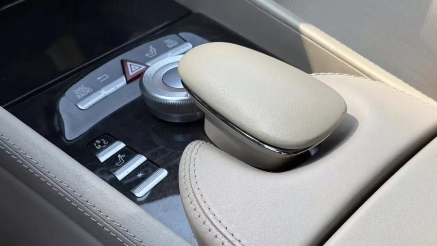 Melns Mercedes-Benz cl-500 2007 Jūrmala, ar dzinēja tilpumu 5.50 L un nobraukumu 120 tūkst. km par 7000 €, foto 32 vietnē AUTOMOTO.COM.LV