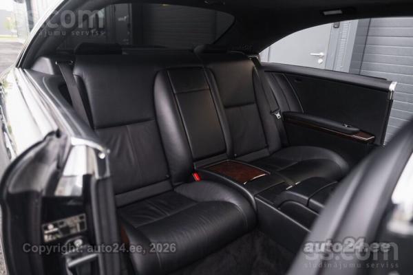 Black Mercedes-Benz cl-500 2007 in Riga, with an engine capacity of 5.00 L and mileage of 248 thousand km for 24750 €, photo 4 on AUTOMOTO.COM.LV