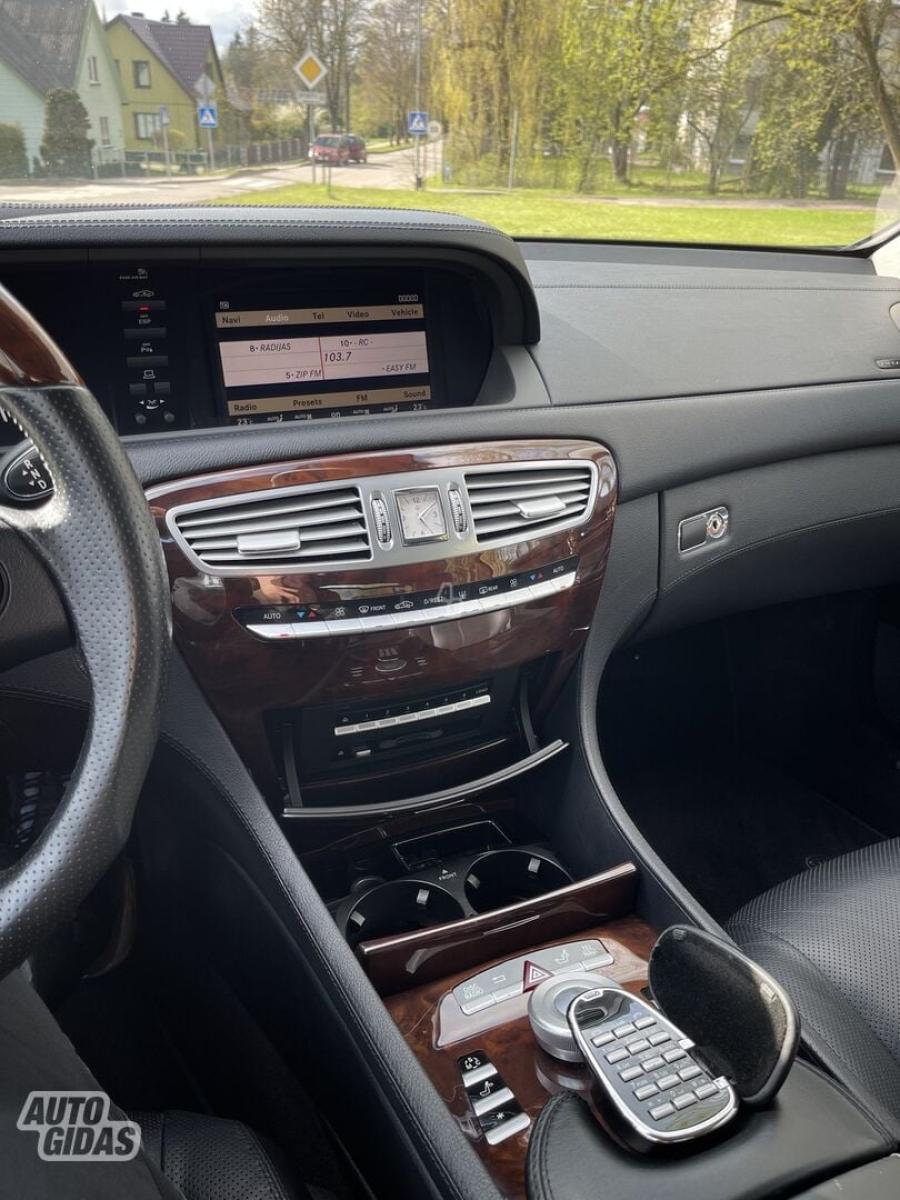 Melns Mercedes-Benz cl-500 2008 Rietavas, ar dzinēja tilpumu 5.50 L un nobraukumu 205 tūkst. km par 17000 €, foto 22 vietnē AUTOMOTO.COM.LV