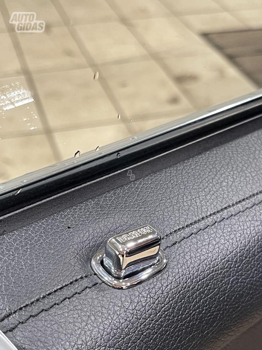 Melns Mercedes-Benz cl-500 2008 Rietavas, ar dzinēja tilpumu 5.50 L un nobraukumu 205 tūkst. km par 17000 €, foto 26 vietnē AUTOMOTO.COM.LV