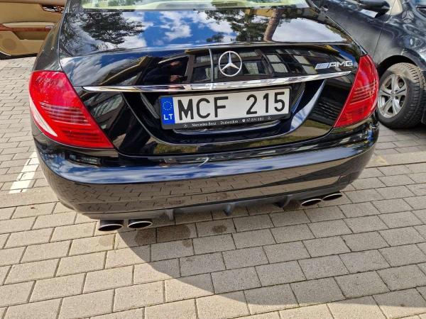 Mercedes-Benz cl-500 2008 in Klaipeda on AUTOMOTO.COM.LV Black Mercedes-Benz cl-500 2008 in Klaipeda, with an engine capacity of 5.50 L and mileage of 168 thousand km for 10640 €, photo 1 on AUTOMOTO.COM.LV