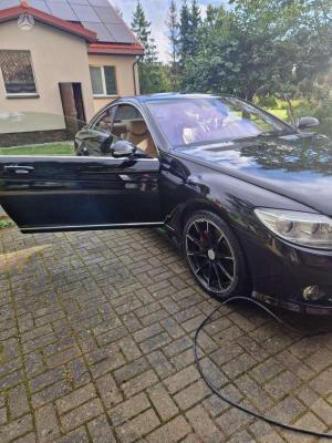 Black Mercedes-Benz cl-500 2008 in Klaipeda, with an engine capacity of 5.50 L and mileage of 168 thousand km for 10640 €, photo 11 on AUTOMOTO.COM.LV