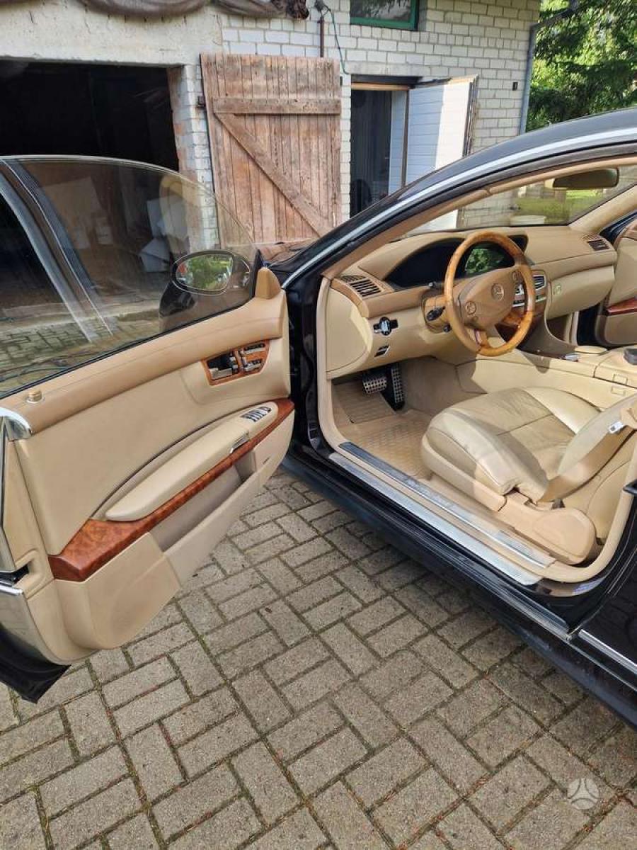 Black Mercedes-Benz cl-500 2008 in Klaipeda, with an engine capacity of 5.50 L and mileage of 168 thousand km for 10640 €, photo 13 on AUTOMOTO.COM.LV