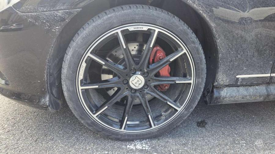 Black Mercedes-Benz cl-500 2008 in Klaipeda, with an engine capacity of 5.50 L and mileage of 168 thousand km for 10640 €, photo 30 on AUTOMOTO.COM.LV