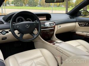 Черный Мерседес ЦЛ 500 2008 в Рига, объемом двигателя 5.50 л и пробегом 273 тыс. км за 5990 €, фото 12 на AUTOMOTO.COM.LV