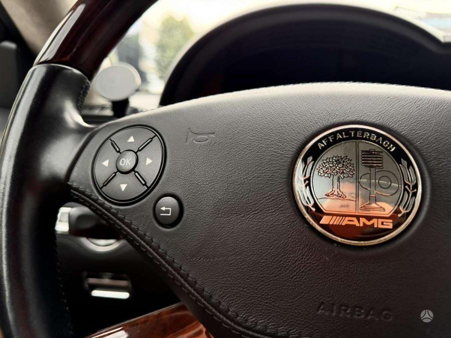 Melns Mercedes-Benz cl-500 2013 Kauņa, ar dzinēja tilpumu 4.66 L un nobraukumu 142 tūkst. km par 23000 €, foto 19 vietnē AUTOMOTO.COM.LV