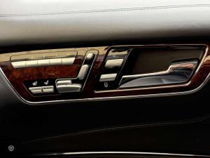 Melns Mercedes-Benz cl-500 2013 Kauņa, ar dzinēja tilpumu 4.66 L un nobraukumu 142 tūkst. km par 23000 €, foto 35 vietnē AUTOMOTO.COM.LV