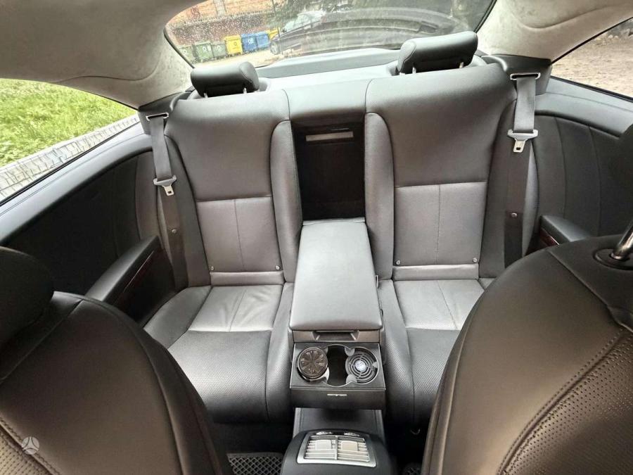 Melns Mercedes-Benz cl-500 2013 Kauņa, ar dzinēja tilpumu 4.66 L un nobraukumu 142 tūkst. km par 23000 €, foto 41 vietnē AUTOMOTO.COM.LV
