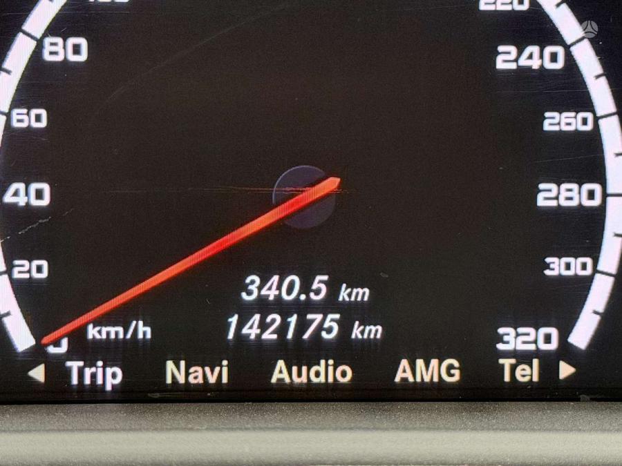 Melns Mercedes-Benz cl-500 2013 Kauņa, ar dzinēja tilpumu 4.66 L un nobraukumu 142 tūkst. km par 23000 €, foto 47 vietnē AUTOMOTO.COM.LV