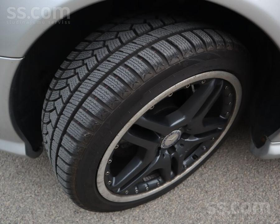 Pelēks Mercedes-Benz cl-55-amg 2003 Rīga, ar dzinēja tilpumu 5.50 L un nobraukumu 152 tūkst. km par 21990 €, foto 8 vietnē AUTOMOTO.COM.LV