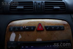 Pelēks Mercedes-Benz cl-55-amg 2003 Rīga, ar dzinēja tilpumu 5.50 L un nobraukumu 152 tūkst. km par 21990 €, foto 19 vietnē AUTOMOTO.COM.LV