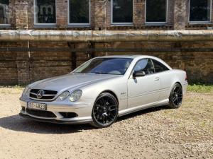 Pelēks Mercedes-Benz cl-55-amg 2004 Rīga, ar dzinēja tilpumu 5.40 L un nobraukumu 194 tūkst. km par 27000 €, foto 3 vietnē AUTOMOTO.COM.LV