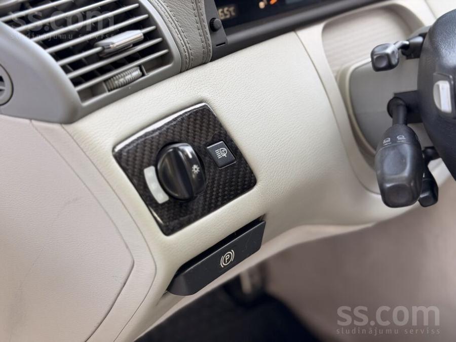 Pelēks Mercedes-Benz cl-55-amg 2004 Rīga, ar dzinēja tilpumu 5.40 L un nobraukumu 194 tūkst. km par 27000 €, foto 11 vietnē AUTOMOTO.COM.LV