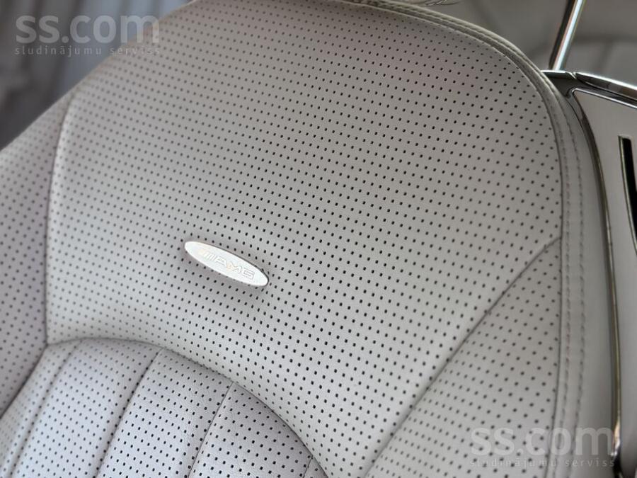 Pelēks Mercedes-Benz cl-55-amg 2004 Rīga, ar dzinēja tilpumu 5.40 L un nobraukumu 194 tūkst. km par 27000 €, foto 13 vietnē AUTOMOTO.COM.LV